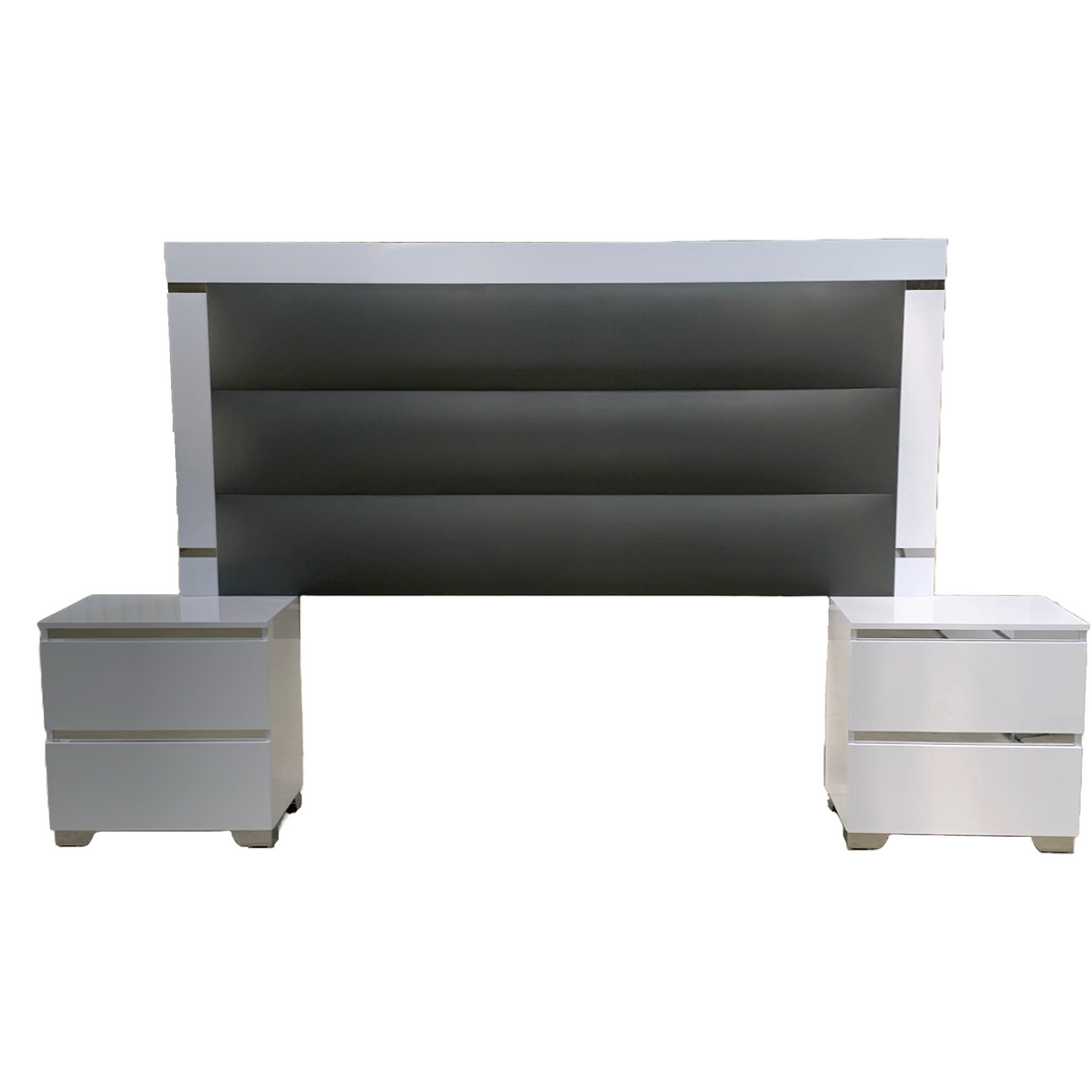 HEADBOARD AND PEDESTALS – Geen&Richards